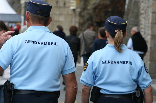 Salaires des gendarmes, rémunération des gendarmes - GMF